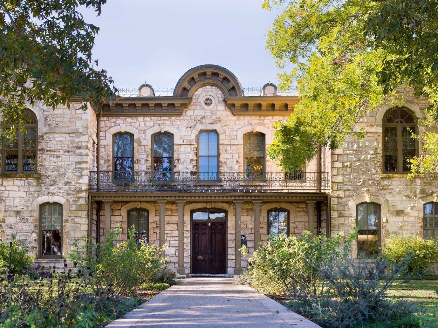19 Fabulous Weekend Getaways from Dallas - Totally Texas Travel